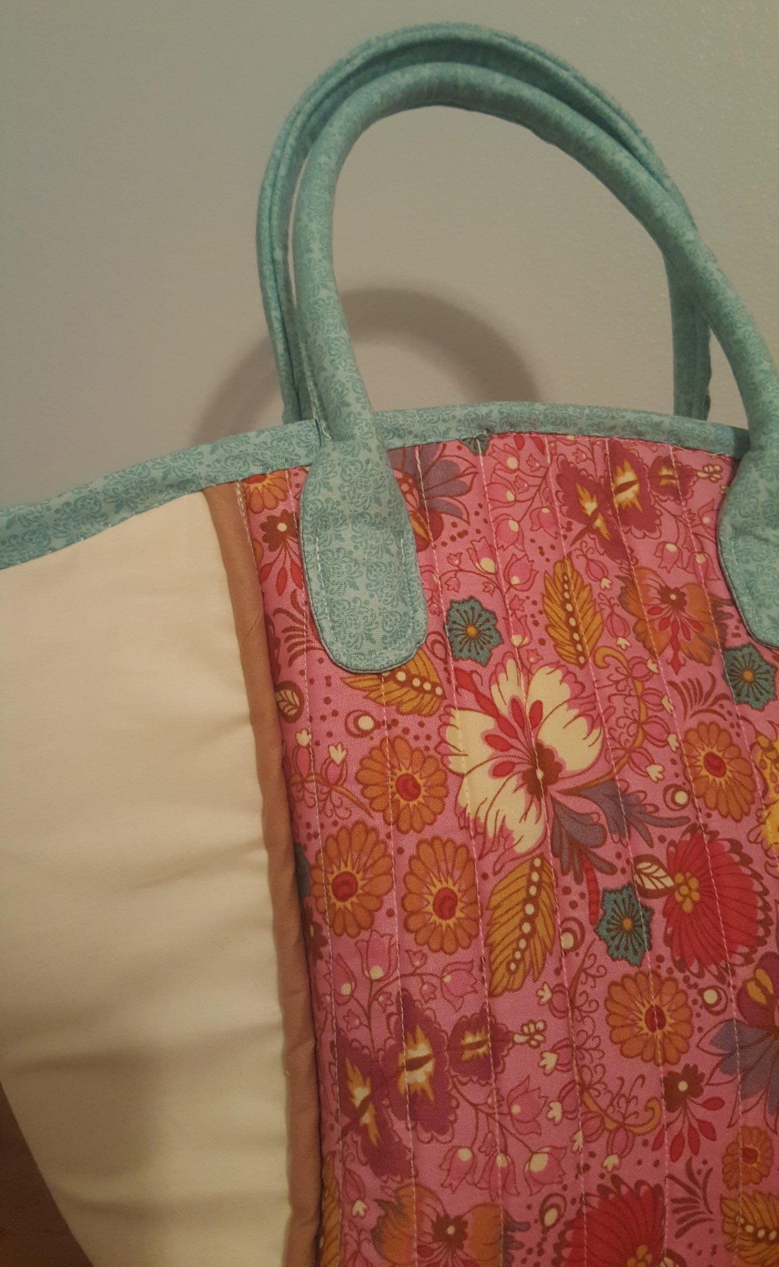 Sew She Can Basket Tote Bag – Clover Patch Quilt Shop